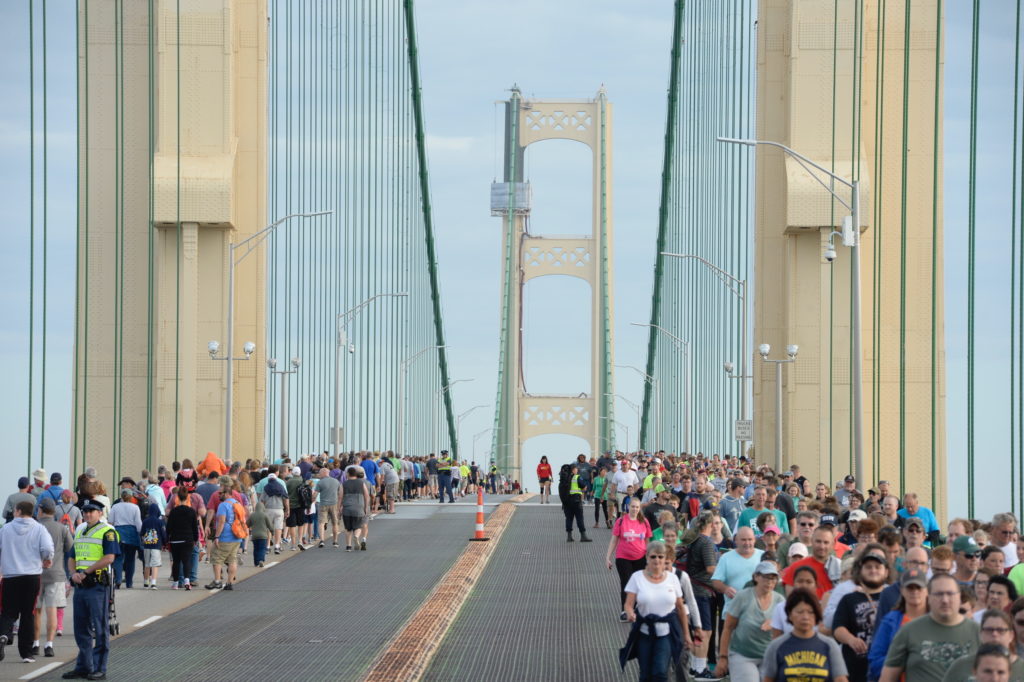 25,000 walk the Mackinac Bridge on Labor Day | Mackinac Bridge Authority